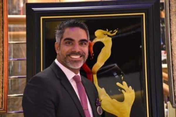 Park West Auctioneer Spotlight: Slavio Correia - Park West Gallery