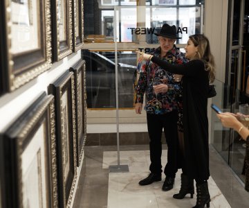 Visit the Park West Fine Art Museum & Gallery in New York City